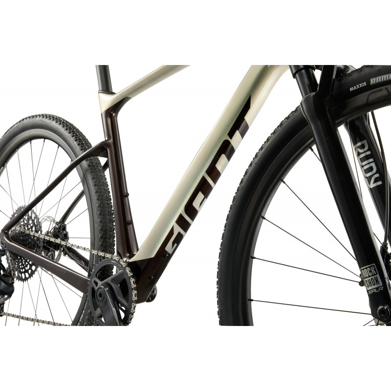 Rower gravel GIANT Revolt X Advanced Pro 1 Golden Haze / Cordovan 2024
